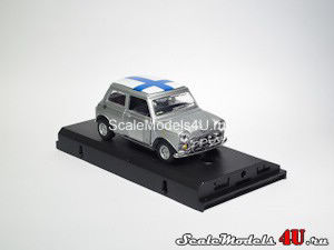 Scale model of Mini Cooper Finnish Flag produced by Hongwell/Cararama.