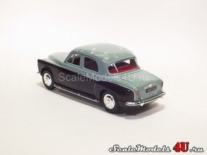 Scale model of Rover P4 80 Grey/Burgundy (1959) produced by Vanguards.