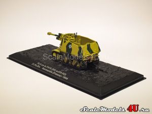 Scale model of 10.5 cm le.FH18 (Sfl) auf39-H(f). 21.Pz.Div. Normandie ...
